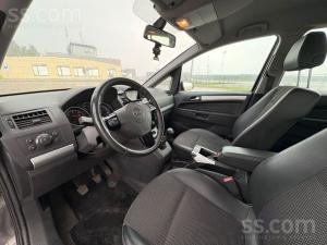Pelēks Opel Zafira 2009 Liepāja, ar dzinēja tilpumu 1.70 L un nobraukumu 285 tūkst. km par 1800 €, foto 9 vietnē AUTOMOTO.COM.LV