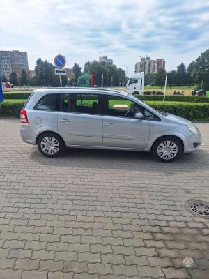Grey Opel Zafira 2009 in Klaipeda, with an engine capacity of 0.00 L and mileage of 232 thousand km for 2600 €, photo 6 on AUTOMOTO.COM.LV