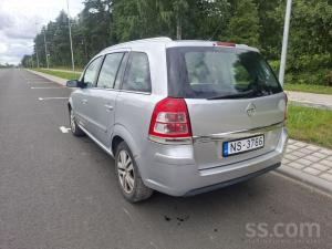 Pelēks Opel Zafira 2009 Rīga, ar dzinēja tilpumu 1.60 L un nobraukumu 308 tūkst. km par 2900 €, foto 3 vietnē AUTOMOTO.COM.LV