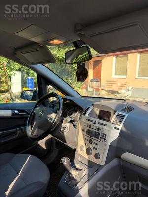 Pelēks Opel Zafira 2009 Daugavpils, ar dzinēja tilpumu 1.70 L un nobraukumu 326 tūkst. km par 1650 €, foto 8 vietnē AUTOMOTO.COM.LV