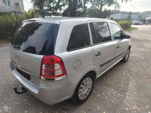 Pelēks Opel Zafira 2009 Utena, ar dzinēja tilpumu 1.60 L un nobraukumu 157 tūkst. km par 2650 €, foto 4 vietnē AUTOMOTO.COM.LV