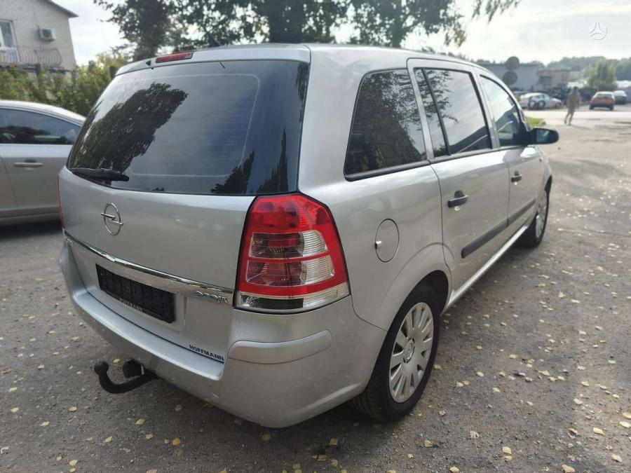 Pelēks Opel Zafira 2009 Utena, ar dzinēja tilpumu 1.60 L un nobraukumu 157 tūkst. km par 2650 €, foto 8 vietnē AUTOMOTO.COM.LV