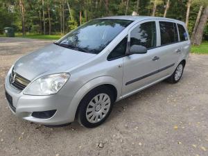 Pelēks Opel Zafira 2009 Utena, ar dzinēja tilpumu 1.60 L un nobraukumu 157 tūkst. km par 2650 €, foto 12 vietnē AUTOMOTO.COM.LV