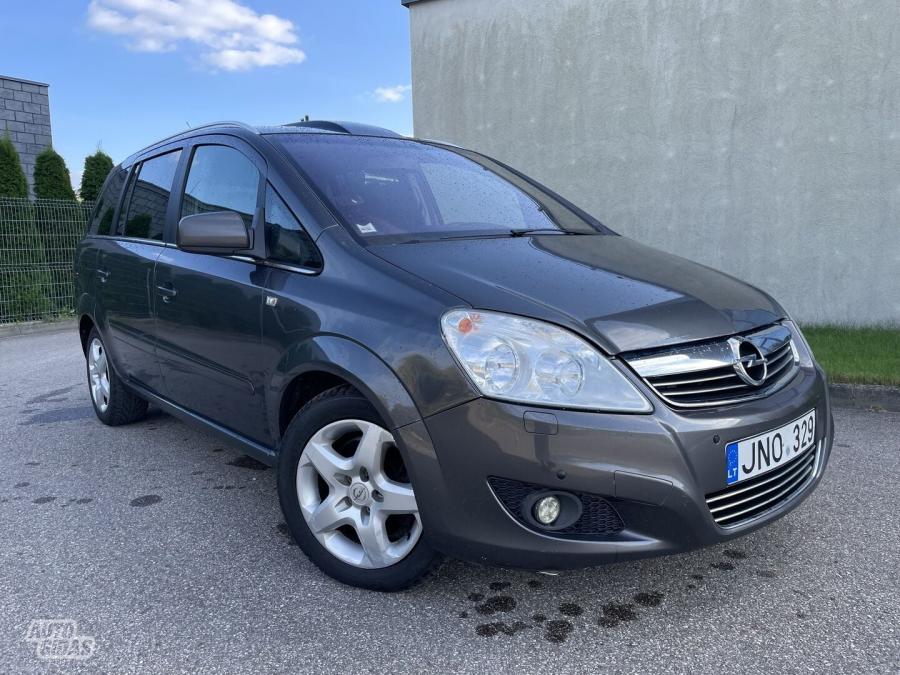 Grey Opel Zafira 2009 in Alytus, with an engine capacity of 1.70 L and mileage of 342 thousand km for 1400 €, photo 4 on AUTOMOTO.COM.LV
