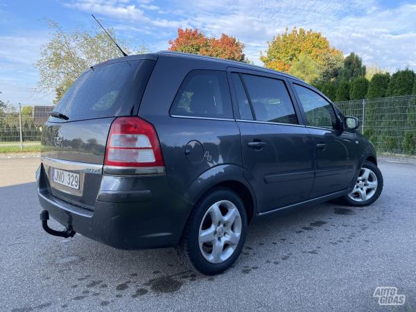 Pelēks Opel Zafira 2009 Alīta, ar dzinēja tilpumu 1.70 L un nobraukumu 342 tūkst. km par 1400 €, foto 6 vietnē AUTOMOTO.COM.LV