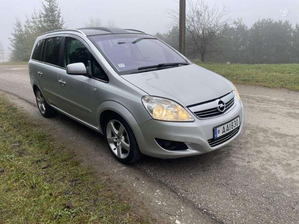 Pelēks Opel Zafira 2010 Kelmė, ar dzinēja tilpumu 1.69 L un nobraukumu 250 tūkst. km par 2800 €, foto 1 vietnē AUTOMOTO.COM.LV