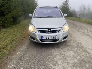 Pelēks Opel Zafira 2010 Kelmė, ar dzinēja tilpumu 1.69 L un nobraukumu 250 tūkst. km par 2800 €, foto 2 vietnē AUTOMOTO.COM.LV