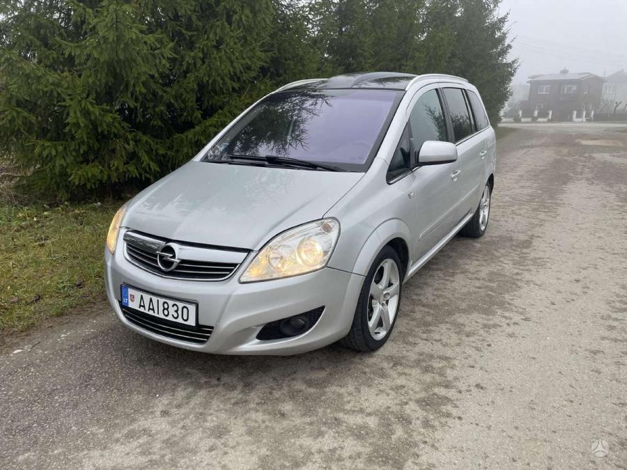 Pelēks Opel Zafira 2010 Kelmė, ar dzinēja tilpumu 1.69 L un nobraukumu 250 tūkst. km par 2800 €, foto 3 vietnē AUTOMOTO.COM.LV