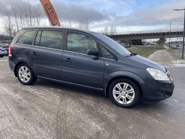 Pelēks Opel Zafira 2010 Kauņa, ar dzinēja tilpumu 1.80 L un nobraukumu 24 tūkst. km par 2950 €, foto 7 vietnē AUTOMOTO.COM.LV