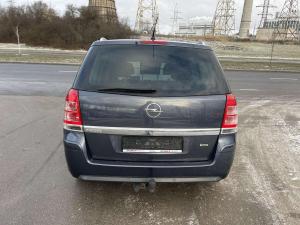 Pelēks Opel Zafira 2010 Kauņa, ar dzinēja tilpumu 1.80 L un nobraukumu 24 tūkst. km par 2950 €, foto 12 vietnē AUTOMOTO.COM.LV