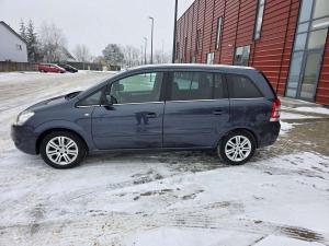 Grey Opel Zafira 2010 in Vilkaviskis, with an engine capacity of 1.91 L and mileage of 224 thousand km for 3300 €, photo 7 on AUTOMOTO.COM.LV