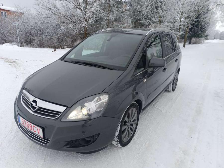 Pelēks Opel Zafira 2010 Panevēža, ar dzinēja tilpumu 1.91 L un nobraukumu 234 tūkst. km par 3350 €, foto 1 vietnē AUTOMOTO.COM.LV