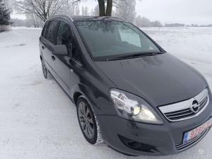 Pelēks Opel Zafira 2010 Panevēža, ar dzinēja tilpumu 1.91 L un nobraukumu 234 tūkst. km par 3350 €, foto 2 vietnē AUTOMOTO.COM.LV