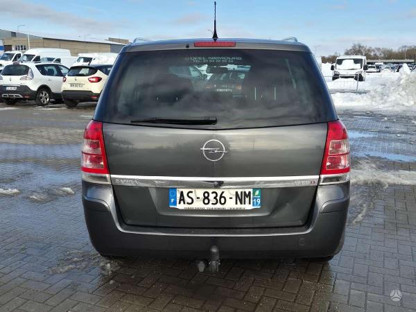 Pelēks Opel Zafira 2010 Tauragė, ar dzinēja tilpumu 1.69 L un nobraukumu 280 tūkst. km par 3000 €, foto 5 vietnē AUTOMOTO.COM.LV