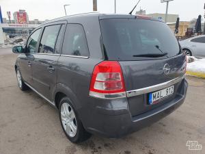 Grey Opel Zafira 2010 in Kaunas, with an engine capacity of 1.60 L and mileage of 230 thousand km for 1950 €, photo 6 on AUTOMOTO.COM.LV