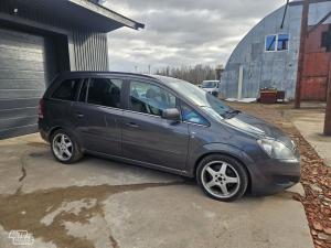 Grey Opel Zafira 2010 in Visaginas, with an engine capacity of 1.70 L and mileage of 256 thousand km for 1000 €, photo  on AUTOMOTO.COM.LV