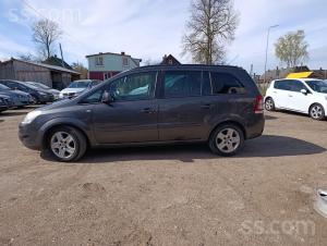 Grey Opel Zafira 2010 in Rezekne, with an engine capacity of 1.70 L and mileage of 317 thousand km for 2750 €, photo 17 on AUTOMOTO.COM.LV