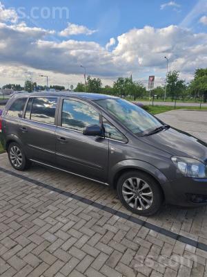 Grey Opel Zafira 2010 in Riga, with an engine capacity of 1.70 L and mileage of 217 thousand km for 2750 €, photo  on AUTOMOTO.COM.LV
