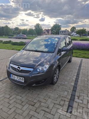 Grey Opel Zafira 2010 in Riga, with an engine capacity of 1.70 L and mileage of 217 thousand km for 2750 €, photo 3 on AUTOMOTO.COM.LV