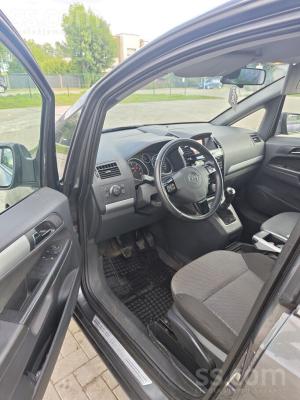 Grey Opel Zafira 2010 in Riga, with an engine capacity of 1.70 L and mileage of 217 thousand km for 2750 €, photo 6 on AUTOMOTO.COM.LV