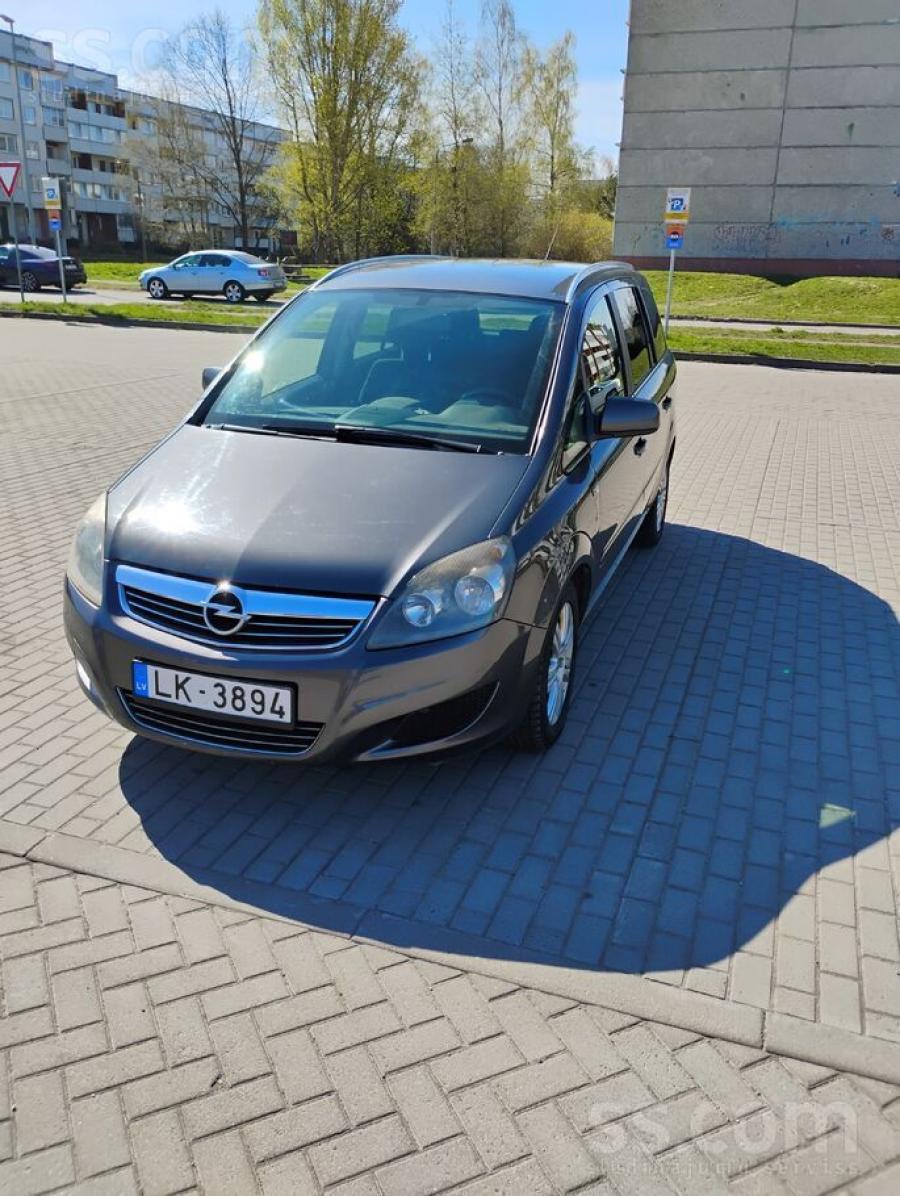 Pelēks Opel Zafira 2010 Liepāja, ar dzinēja tilpumu 1.70 L un nobraukumu 248 tūkst. km par 2950 €, foto 1 vietnē AUTOMOTO.COM.LV