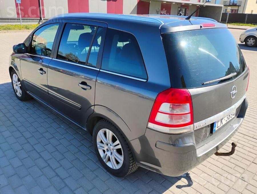 Pelēks Opel Zafira 2010 Liepāja, ar dzinēja tilpumu 1.70 L un nobraukumu 248 tūkst. km par 2950 €, foto 7 vietnē AUTOMOTO.COM.LV