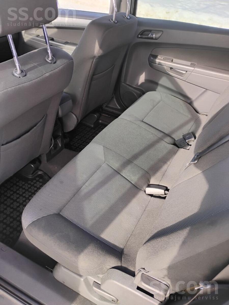 Pelēks Opel Zafira 2010 Liepāja, ar dzinēja tilpumu 1.70 L un nobraukumu 248 tūkst. km par 2950 €, foto 11 vietnē AUTOMOTO.COM.LV