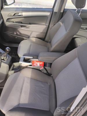 Pelēks Opel Zafira 2010 Liepāja, ar dzinēja tilpumu 1.70 L un nobraukumu 248 tūkst. km par 2950 €, foto 13 vietnē AUTOMOTO.COM.LV