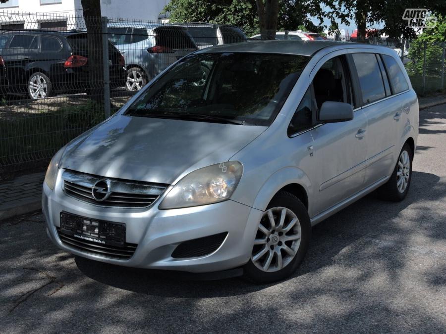 Grey Opel Zafira 2010 in Marijampole, with an engine capacity of 1.70 L and mileage of 237 thousand km for 2350 €, photo 1 on AUTOMOTO.COM.LV
