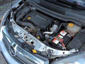 Grey Opel Zafira 2010 in Marijampole, with an engine capacity of 1.70 L and mileage of 237 thousand km for 2350 €, photo 18 on AUTOMOTO.COM.LV