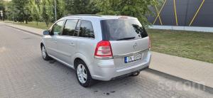 Grey Opel Zafira 2010 in Dobele, with an engine capacity of 1.70 L and mileage of 258 thousand km for 2250 €, photo 4 on AUTOMOTO.COM.LV