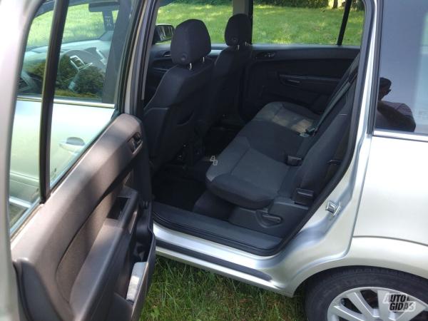 Pelēks Opel Zafira 2010 Ukmergė, ar dzinēja tilpumu 1.60 L un nobraukumu 309 tūkst. km par 3000 €, foto 10 vietnē AUTOMOTO.COM.LV