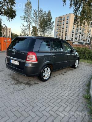 Pelēks Opel Zafira 2010 Rīga, ar dzinēja tilpumu 2.20 L un nobraukumu 259 tūkst. km par 1300 €, foto 5 vietnē AUTOMOTO.COM.LV