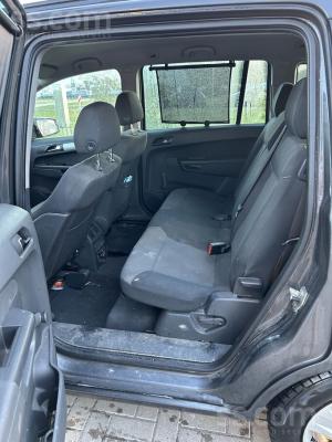 Pelēks Opel Zafira 2010 Rīga, ar dzinēja tilpumu 2.20 L un nobraukumu 259 tūkst. km par 1300 €, foto 9 vietnē AUTOMOTO.COM.LV