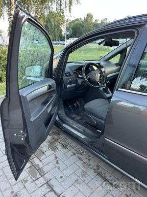 Pelēks Opel Zafira 2010 Rīga, ar dzinēja tilpumu 2.20 L un nobraukumu 259 tūkst. km par 1300 €, foto 11 vietnē AUTOMOTO.COM.LV