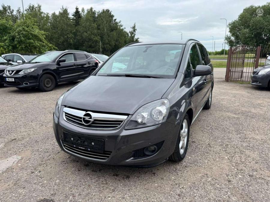 Pelēks Opel Zafira 2010 Jurbarkas, ar dzinēja tilpumu 1.80 L un nobraukumu 178 tūkst. km par 3450 €, foto 3 vietnē AUTOMOTO.COM.LV