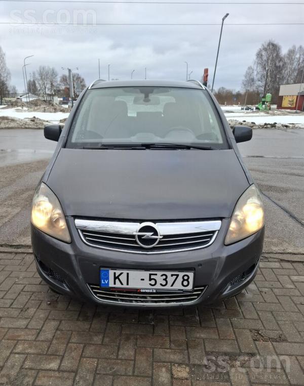 Pelēks Opel Zafira 2010 Rīga, ar dzinēja tilpumu 1.80 L un nobraukumu 307 tūkst. km par 1700 €, foto 1 vietnē AUTOMOTO.COM.LV