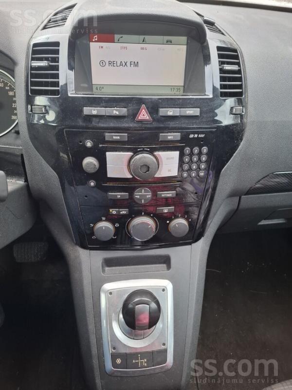 Pelēks Opel Zafira 2010 Rīga, ar dzinēja tilpumu 1.80 L un nobraukumu 307 tūkst. km par 1700 €, foto 10 vietnē AUTOMOTO.COM.LV