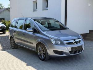 Grey Opel Zafira 2010 in Marijampole, with an engine capacity of 1.91 L and mileage of 257 thousand km for 2250 €, photo 3 on AUTOMOTO.COM.LV