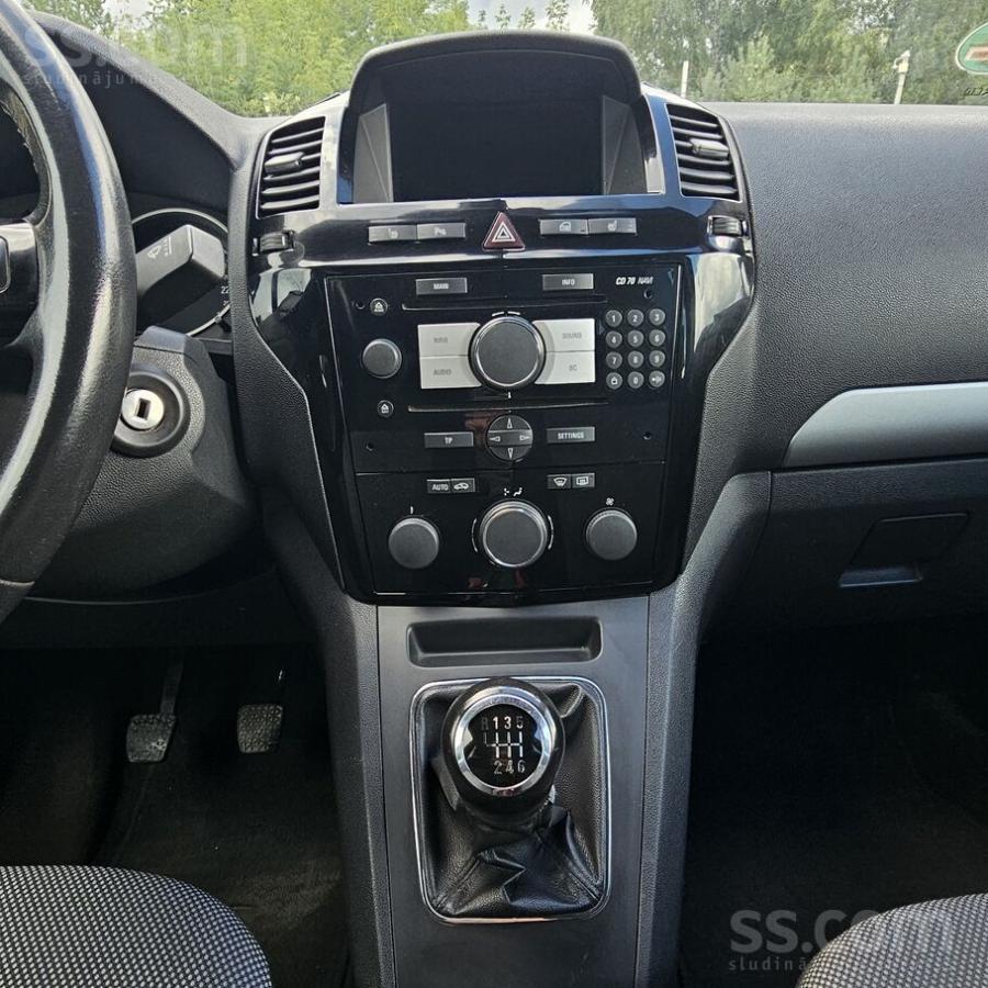 Pelēks Opel Zafira 2010 Rīga, ar dzinēja tilpumu 1.80 L un nobraukumu 259 tūkst. km par 2490 €, foto 14 vietnē AUTOMOTO.COM.LV