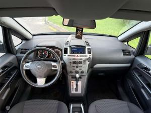 Grey Opel Zafira 2010 in Kaunas, with an engine capacity of 1.91 L and mileage of 396 thousand km for 2950 €, photo 6 on AUTOMOTO.COM.LV