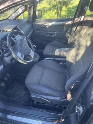 Grey Opel Zafira 2010 in Vilnius, with an engine capacity of 1.91 L and mileage of 191 thousand km for 2700 €, photo 8 on AUTOMOTO.COM.LV
