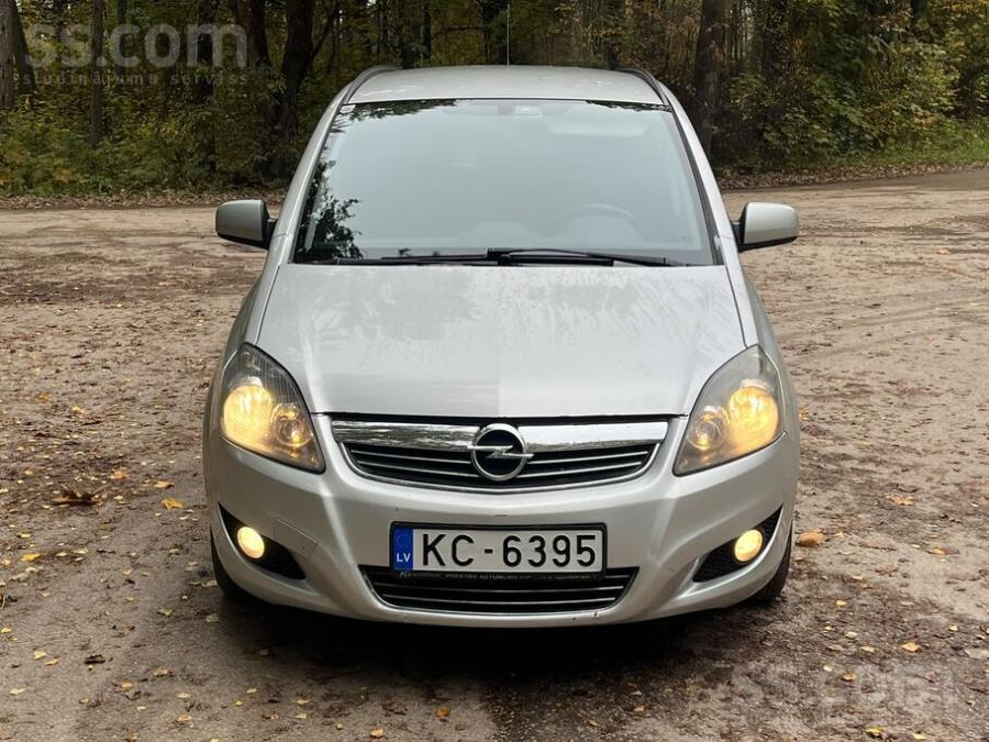 Pelēks Opel Zafira 2010 Rīga, ar dzinēja tilpumu 1.90 L un nobraukumu 0 tūkst. km par 3799 €, foto 9 vietnē AUTOMOTO.COM.LV