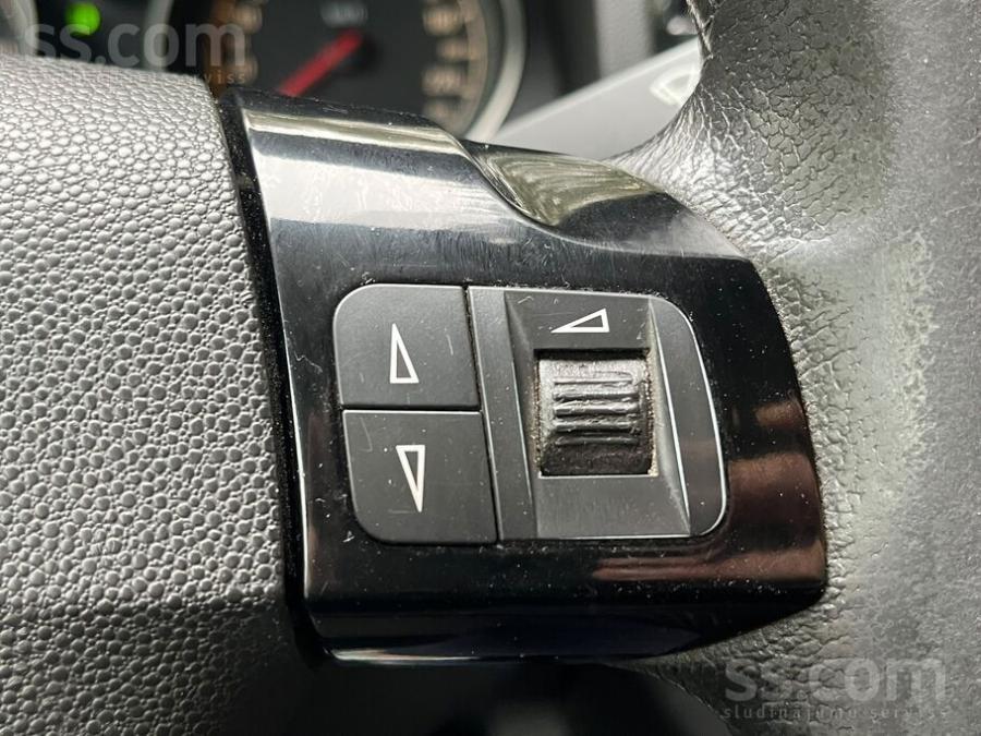 Pelēks Opel Zafira 2010 Rīga, ar dzinēja tilpumu 1.90 L un nobraukumu 0 tūkst. km par 3799 €, foto 13 vietnē AUTOMOTO.COM.LV
