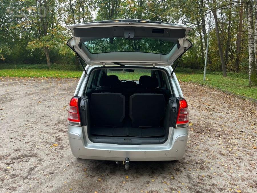 Pelēks Opel Zafira 2010 Rīga, ar dzinēja tilpumu 1.90 L un nobraukumu 0 tūkst. km par 3799 €, foto 20 vietnē AUTOMOTO.COM.LV