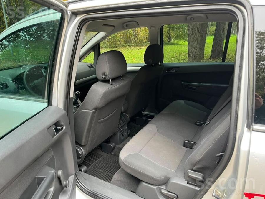 Pelēks Opel Zafira 2010 Rīga, ar dzinēja tilpumu 1.90 L un nobraukumu 0 tūkst. km par 3799 €, foto 21 vietnē AUTOMOTO.COM.LV