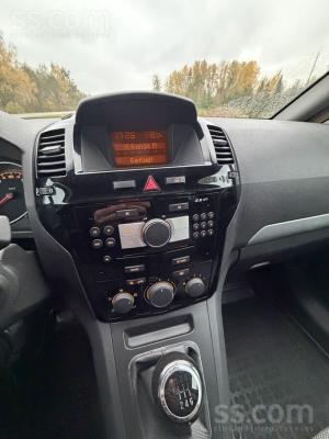 Grey Opel Zafira 2010 in Cesis, with an engine capacity of 1.70 L and mileage of 0 thousand km for 2200 €, photo 11 on AUTOMOTO.COM.LV
