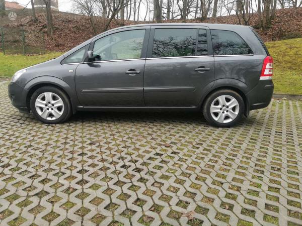 Pelēks Opel Zafira 2011 Jurbarkas, ar dzinēja tilpumu 1.69 L un nobraukumu 263 tūkst. km par 2400 €, foto 9 vietnē AUTOMOTO.COM.LV