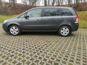 Pelēks Opel Zafira 2011 Jurbarkas, ar dzinēja tilpumu 1.69 L un nobraukumu 263 tūkst. km par 2400 €, foto 9 vietnē AUTOMOTO.COM.LV