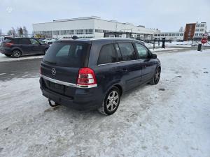 Grey Opel Zafira 2011 in Marijampole, with an engine capacity of 1.69 L and mileage of 240 thousand km for 2600 €, photo 6 on AUTOMOTO.COM.LV